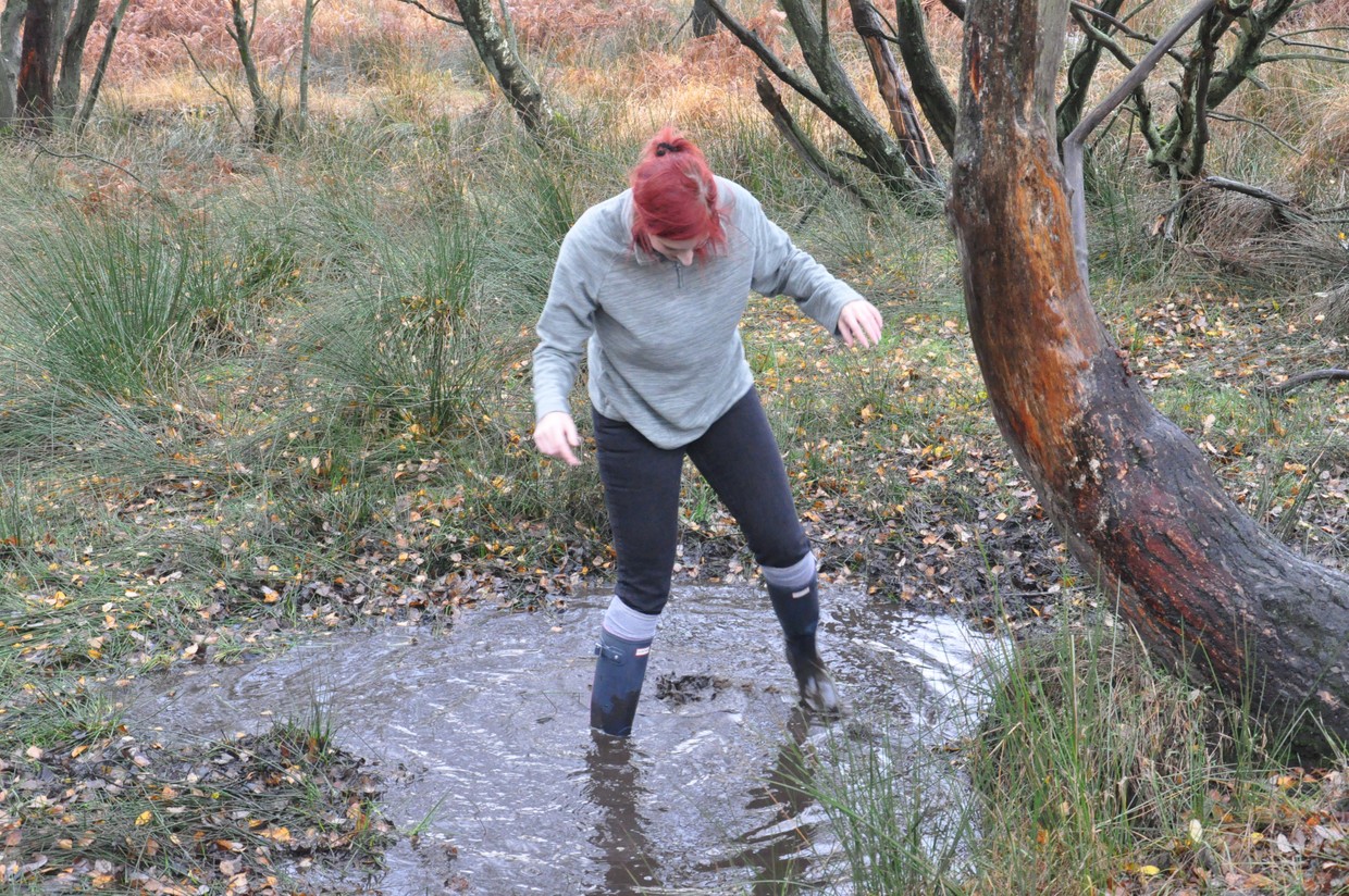 arabella first time - wellies women mess