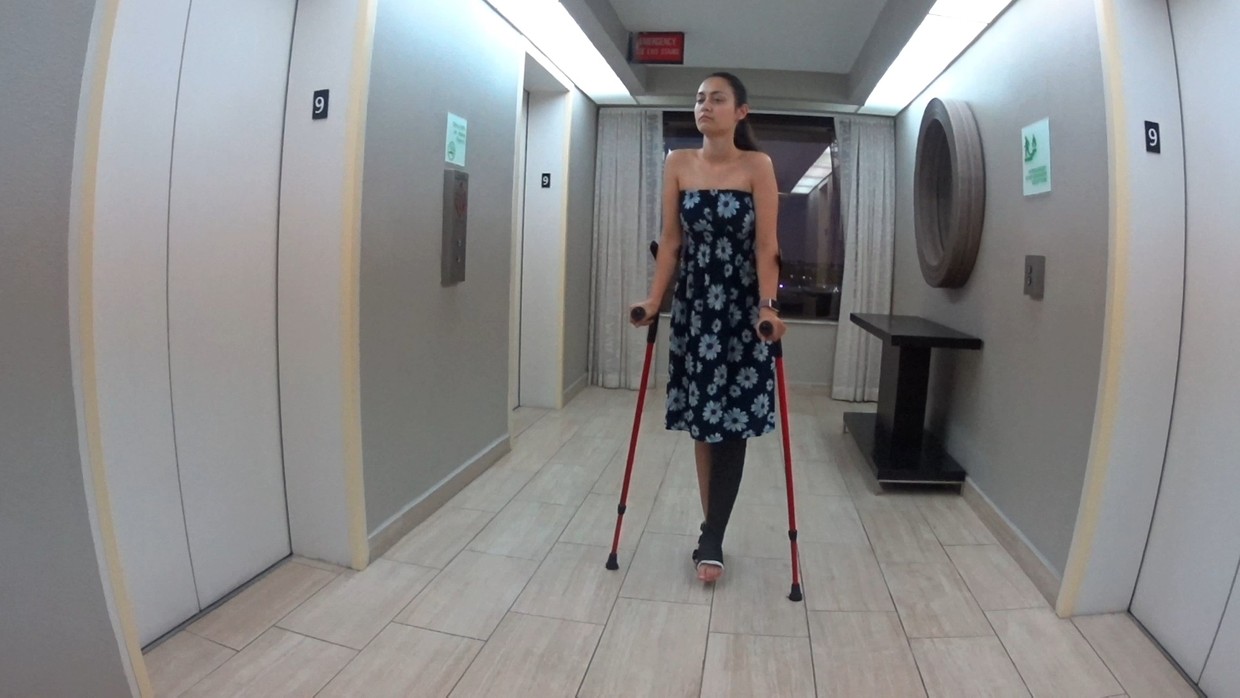 Elisabeth Llc Long Leg Cast And Crutches At Walmart Swecrutch